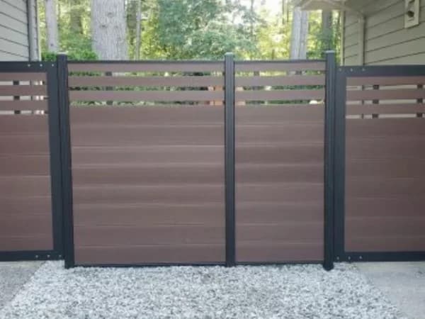 Best WPC Fence Door Manufacturer And Supplier In China - UNIFLOOR